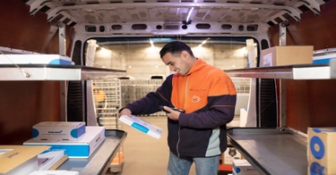 How and where to affix your shipping labels | PostNL